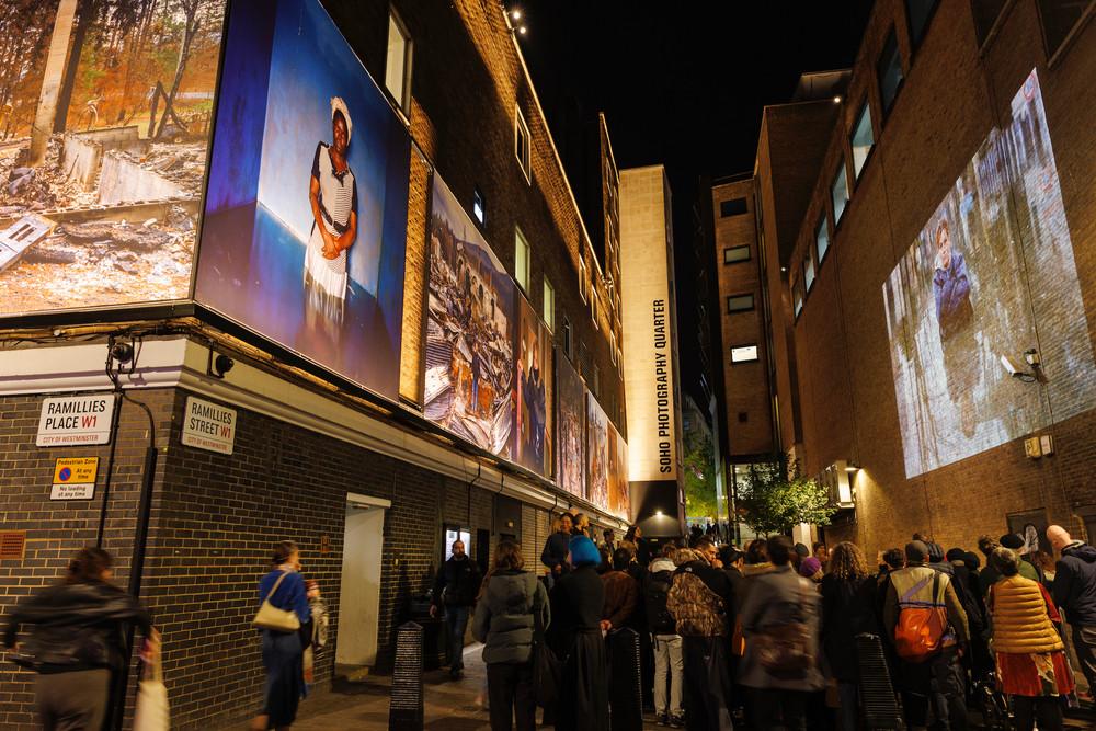 Gideon Mendel - Fire / Flood | LensCulture