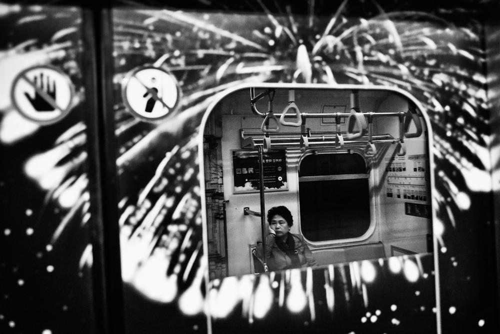 Argus Paul Estabrook - Reflections Inside the Seoul Metro | LensCulture
