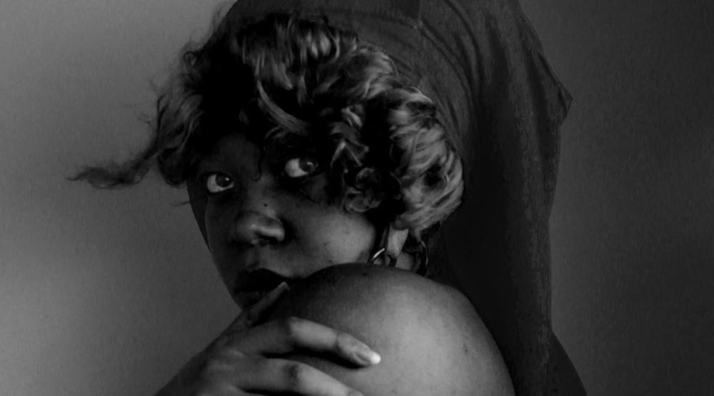 Dichotomy - Photographs by Kymara Akinpelumi | Essay by Joanna L ...