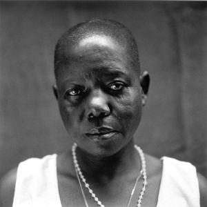 Robert Lyons | LensCulture