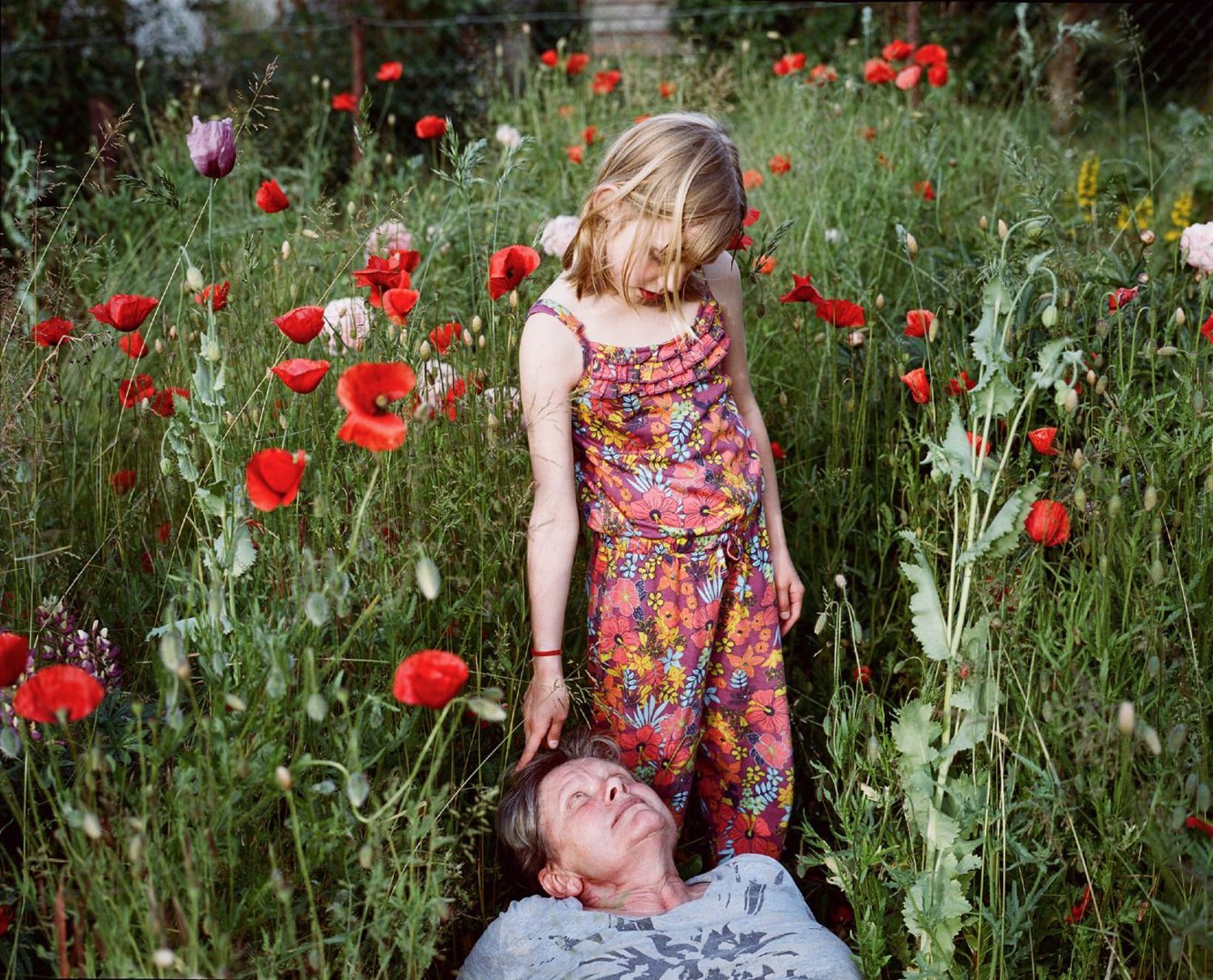 Exchanging Glances - Photographs and text by Ina Schoenenburg | LensCulture