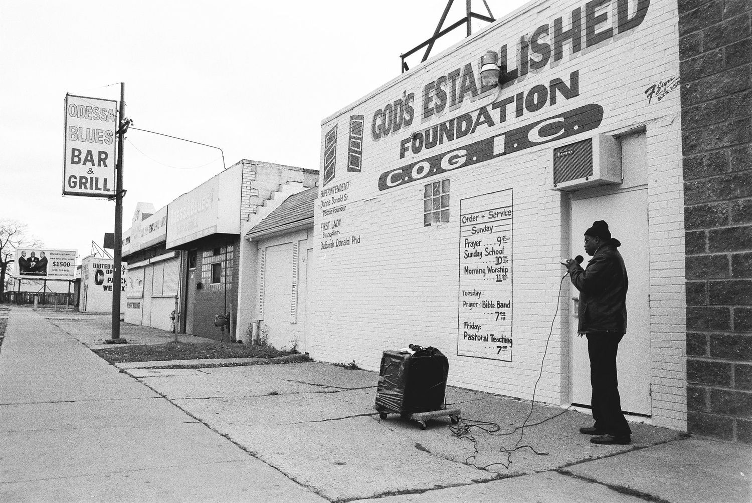 Sunday Morning in Detroit - Photographs by Jeremy Brockman | Text by ...