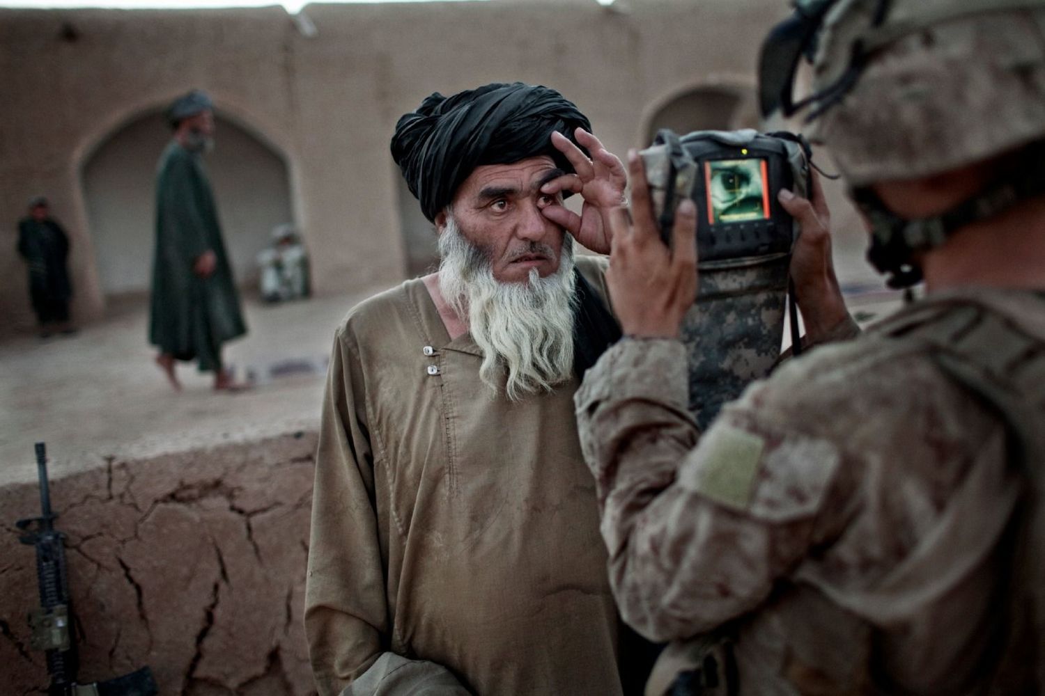 Afghanistan: Two Sides - Interview with the photographerAdam Ferguson ...