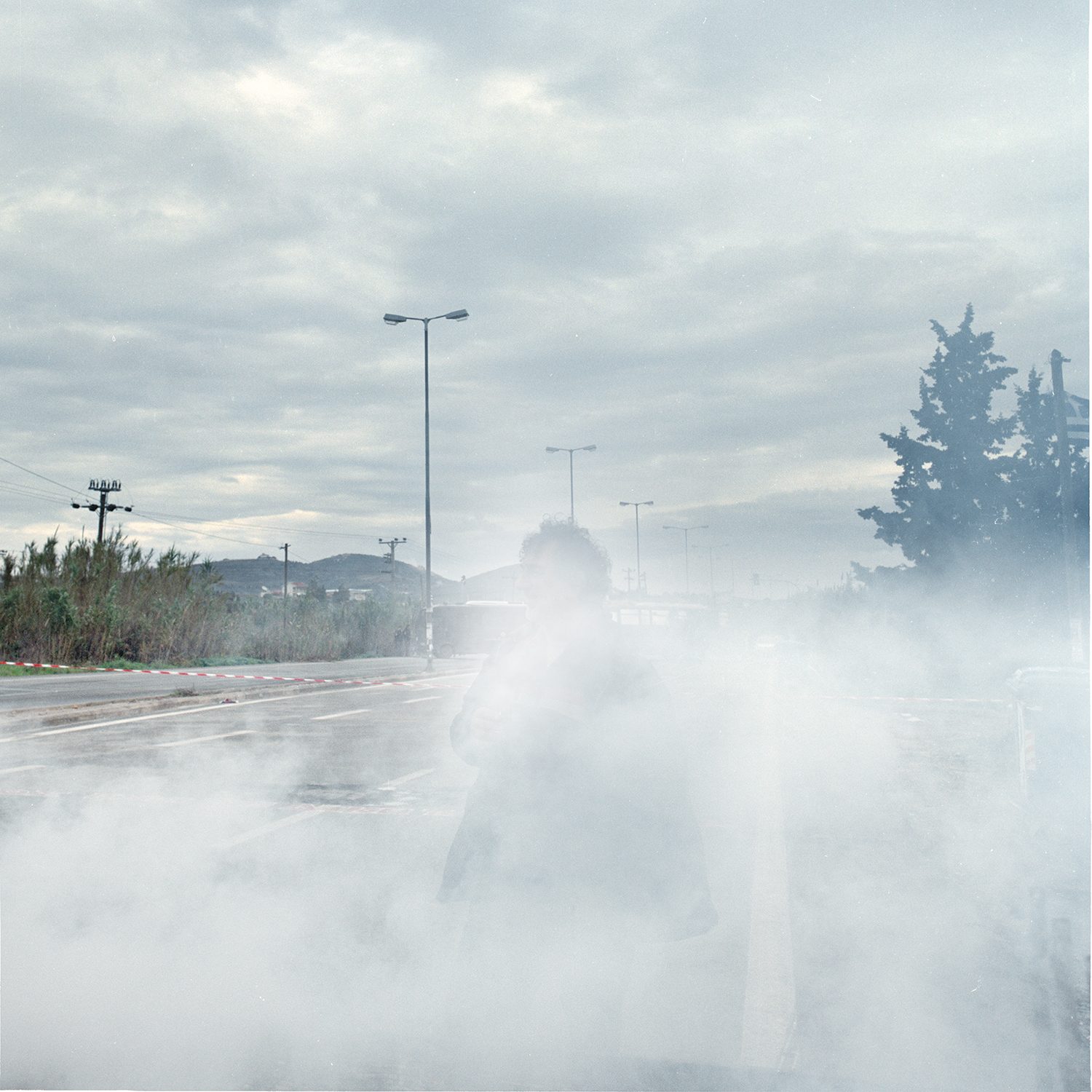 Parallel Crisis - Photographs by Yannis Karpouzis | Book review by ...