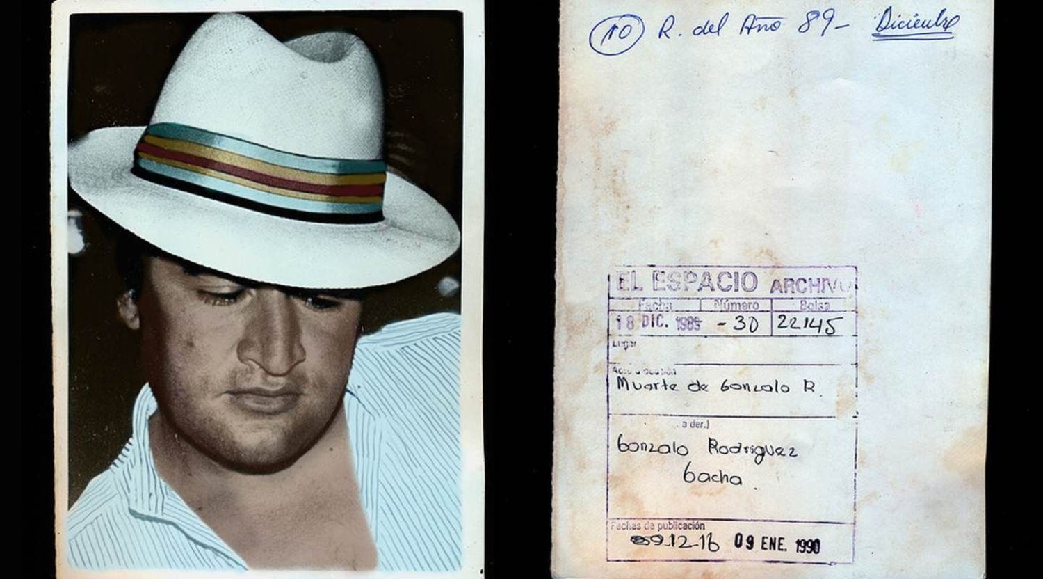 Archivo Muerto - Essay by Alexander Strecker | LensCulture