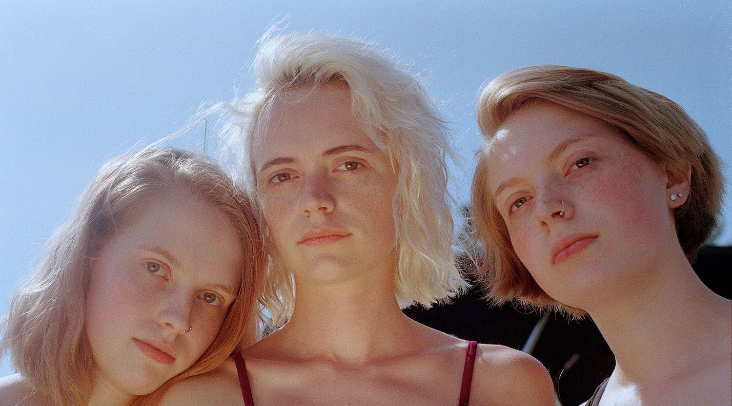 Cult of Womanhood - Photographs and text by Tabitha Barnard | LensCulture