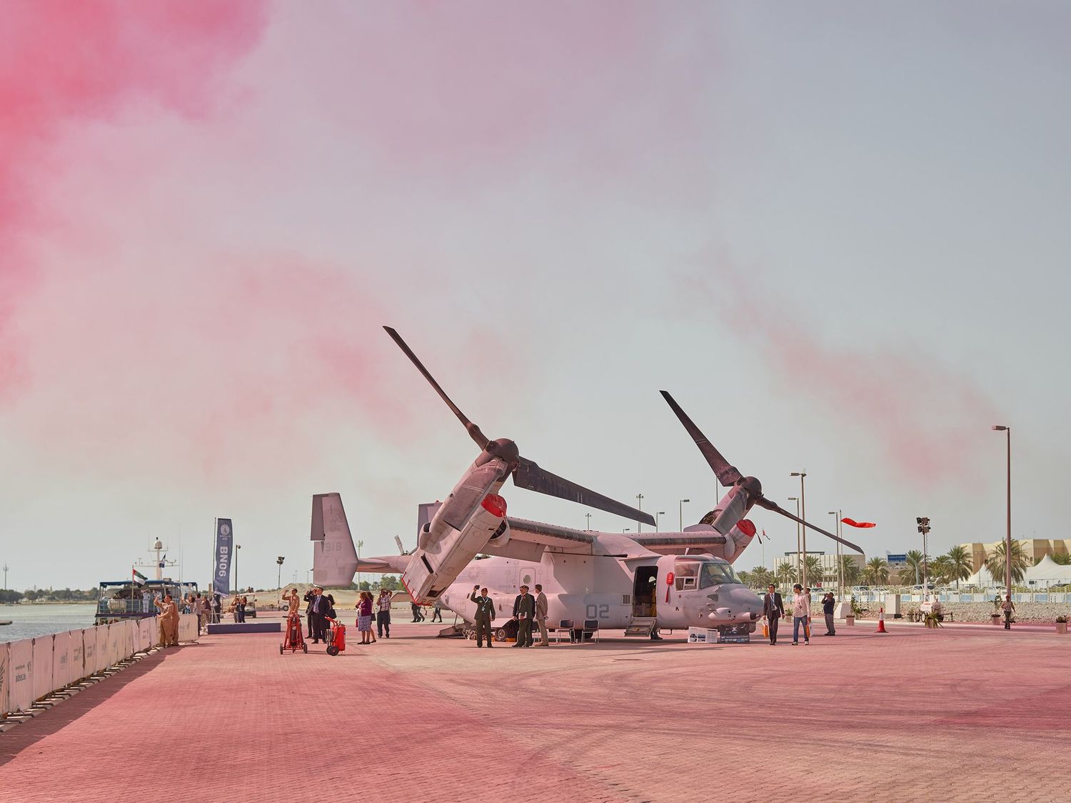 The Edge - Photographs and text by Philip Cheung | LensCulture